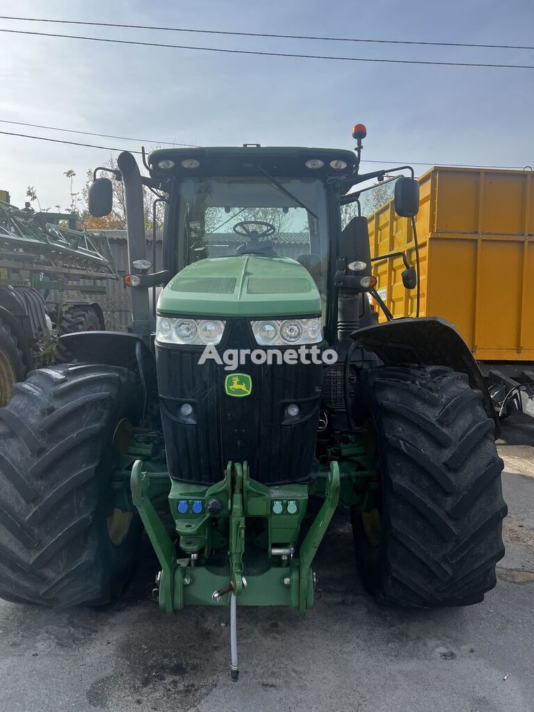 John Deere 7215 R traktor točkaš