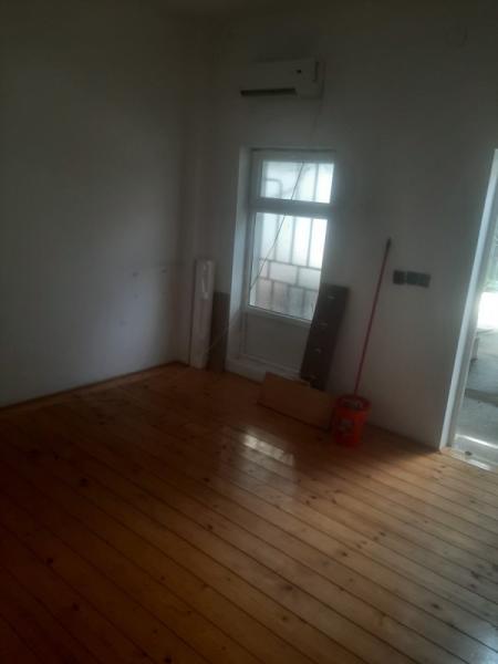 Izdajem lokal 20 m2
Sombor