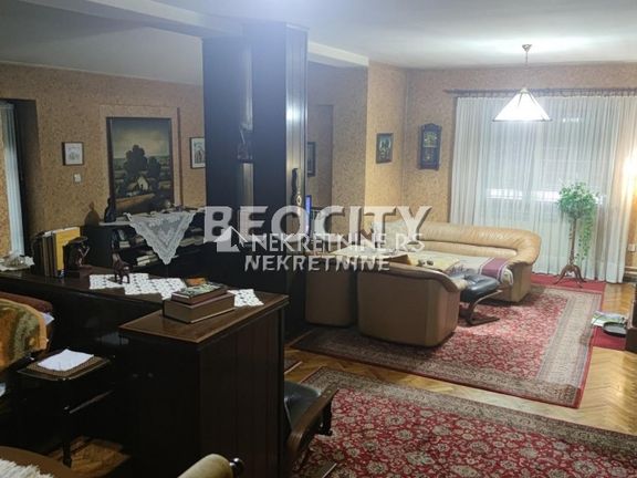 Sombor, Stapar, , 5.0, 180m2, 195000EUR