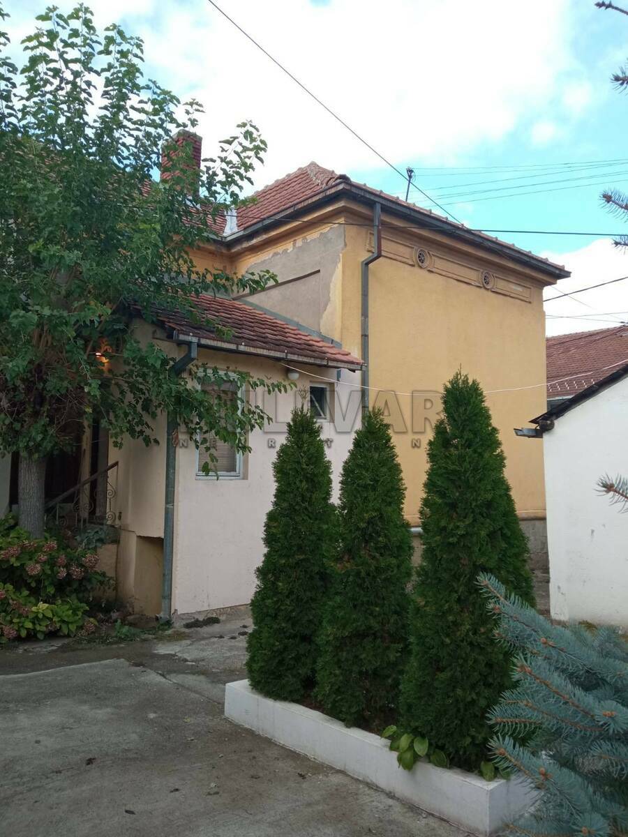 Izdavanje - stan u Kragujevcu, naselje Mala Vaga, 48 m2,