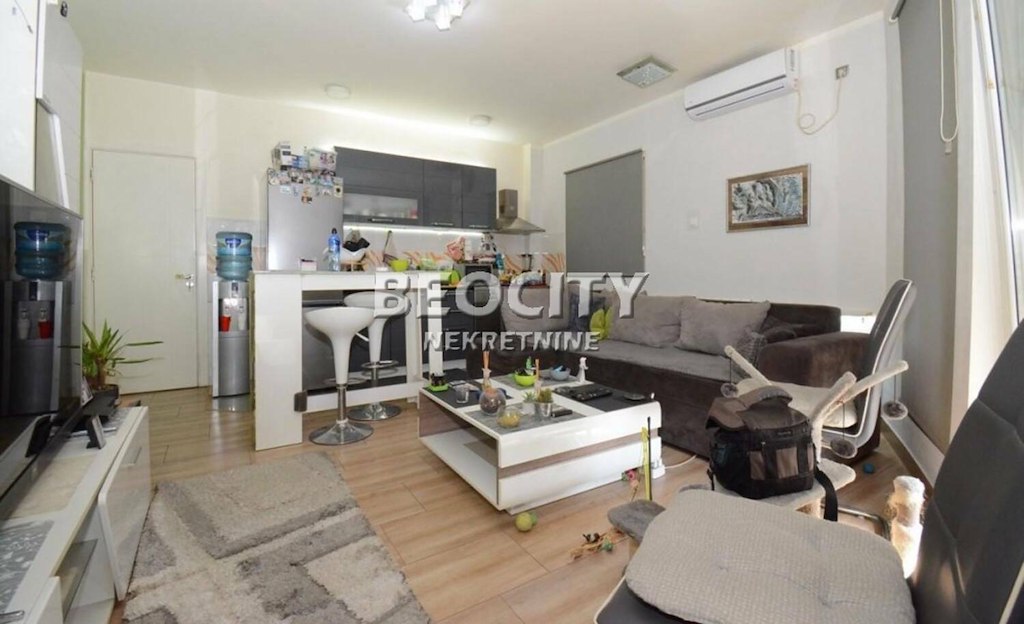 Voždovac, Vojvode Vlahovića, Miodraga Živanova , 3.0, 63m2, 126000EUR