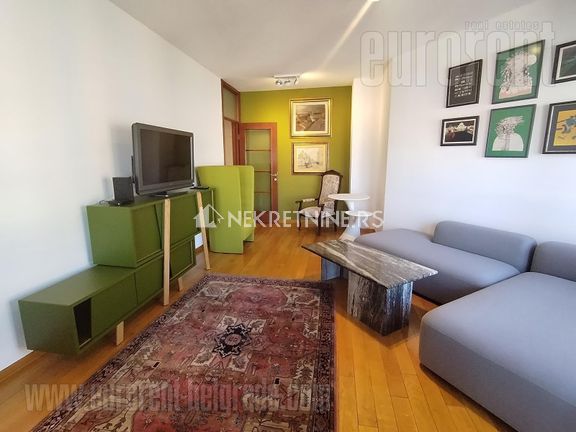 #29633, Izdavanje, Stan, CENTAR, 900 EUR