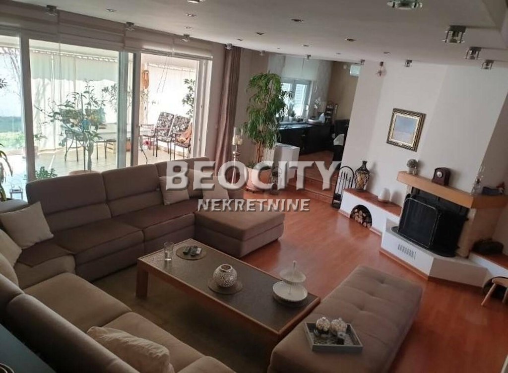 Zemun, Altina, Ugrinovački put 10. deo, 5.0, 400m2, 410000EUR