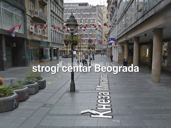 Izdajem poslovni prostor od 170 m2 na spratu u strogom centru Knez Mihailove u Beogradu