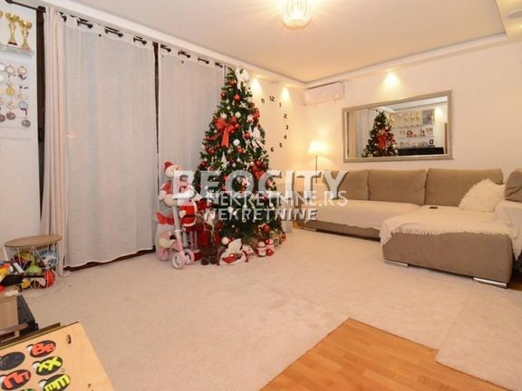 Zemun, Gornji grad, Rade Končara, 2.5, 60m2, 169500EUR