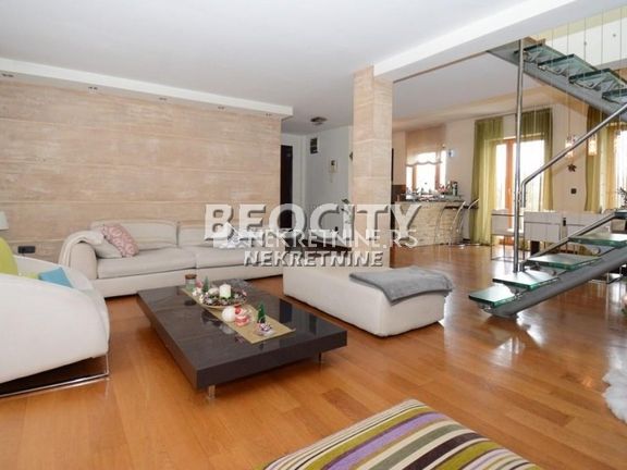 Voždovac, Autokomanda, Ranka Tajsića, 3.0, 143m2, 339900EUR