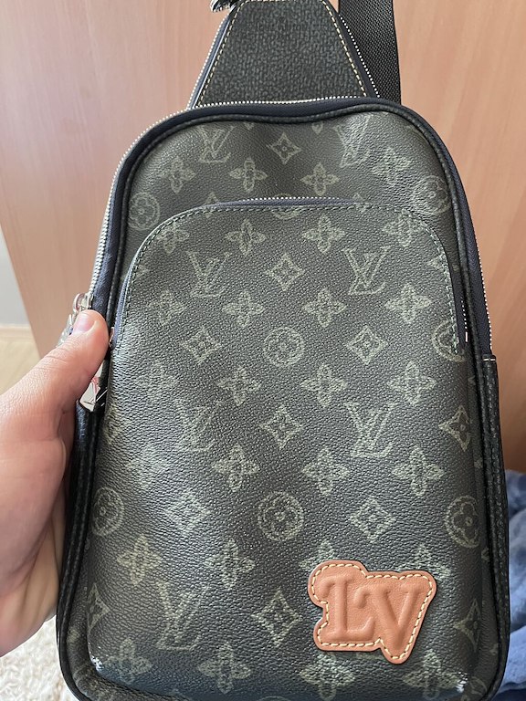 Muška torba, Louis Vuitton