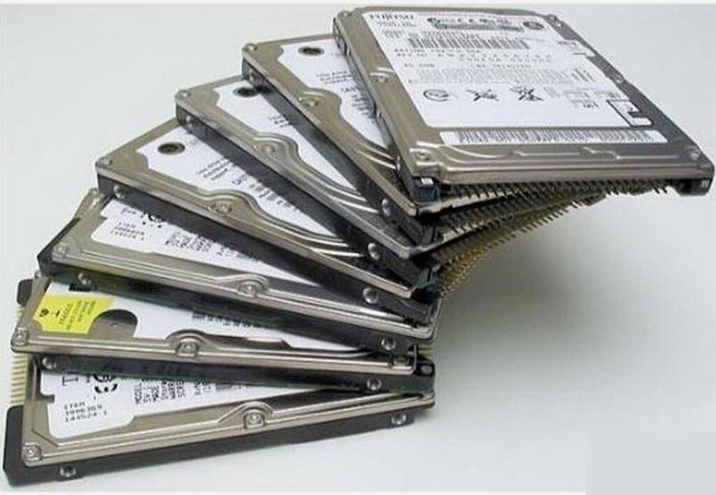 2.5" HDD za laptopove 100%/100% 2.5" HDD sata 160GB - 999din. /komad