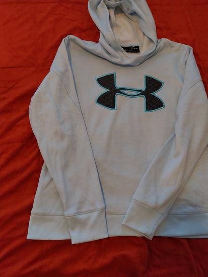 Under Armour duks