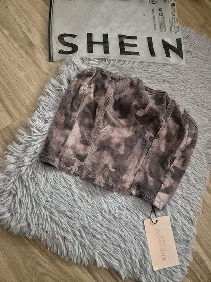 SHEIN KORSET SA ETIKETOM