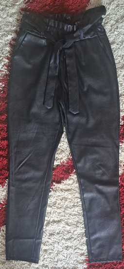 Zenske pantalone