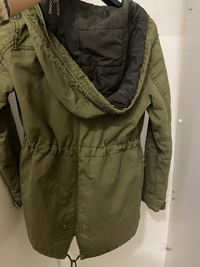 Parka XS jakna BERSHKA