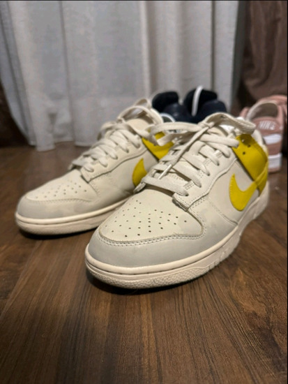 Nike Dunk Low Banana DR5487-100