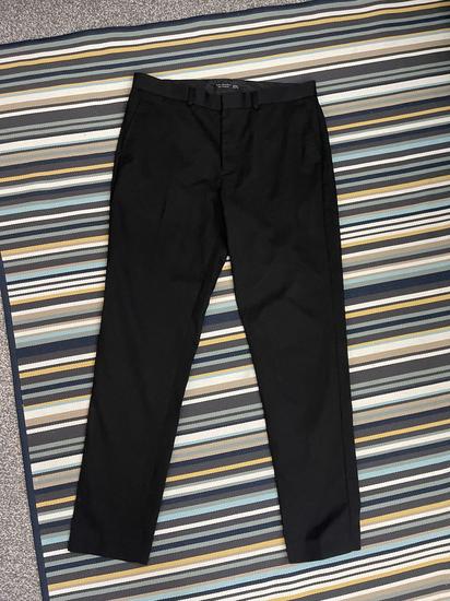 Primark moderne slim muške pantalone L