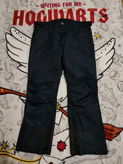 Crane ski pantalone,vel.44/46.Kao nove.