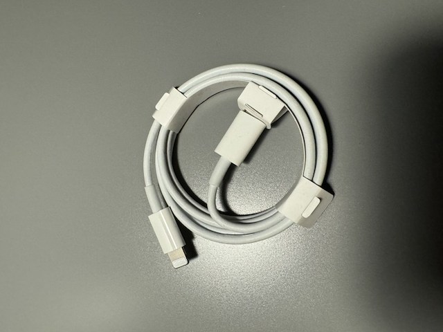 Lightning to USB C kabl apple