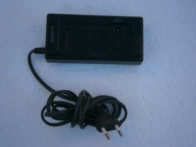 1-37 SONY AC Adapter AC V30 ORIGINAL