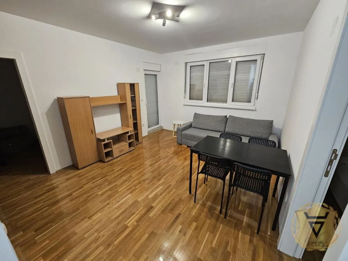 Izdavanje, dvosoban stan, 45m2, Borča, Beograd