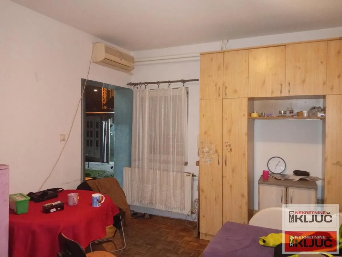 Prodaja, garsonjera, 22m2, Bulevar patrijarha Pavla, Novi Sad, Novi Sad