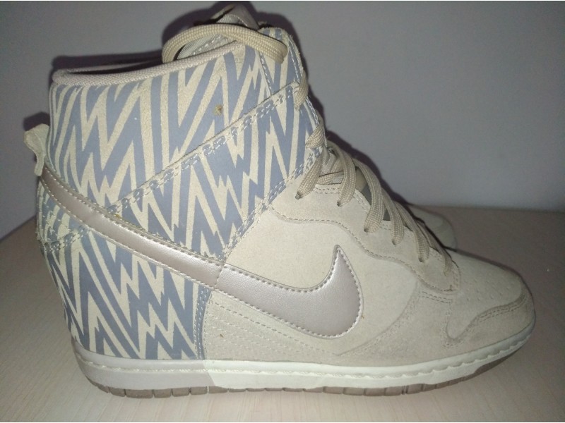 Nike Dunk Sky Hi premium ženske patike br 42 sa platfor