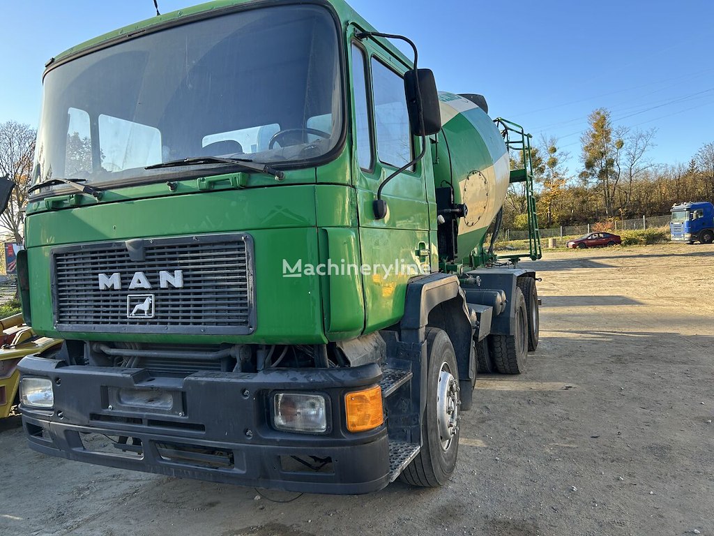 MAN 26.272 axel 6x4 spring spring kamion s mešalicom za beton