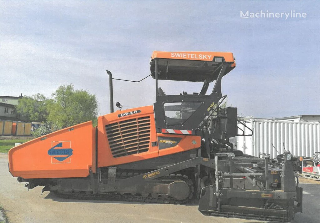 BOMAG BF700 C-2 asfaltni finišer guseničar