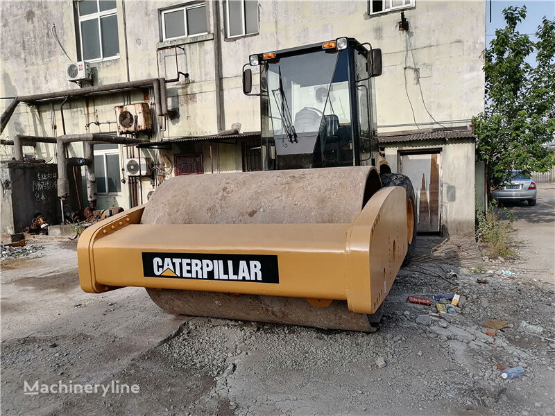 Caterpillar CA683E valjak za asfalt