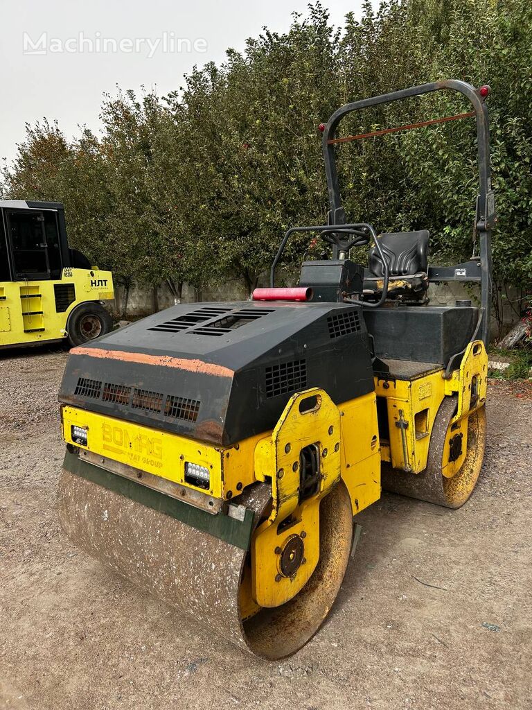 BOMAG BW 135AD valjak za asfalt