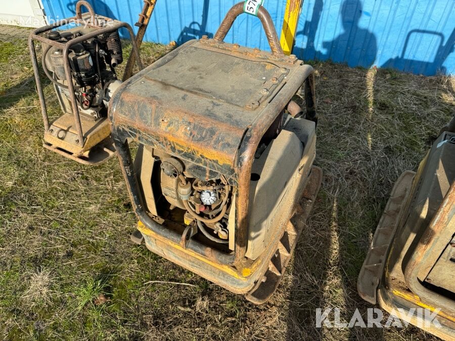 Prodaje se Wacker Neuson DPU 6055 vibro ploču na aukciji