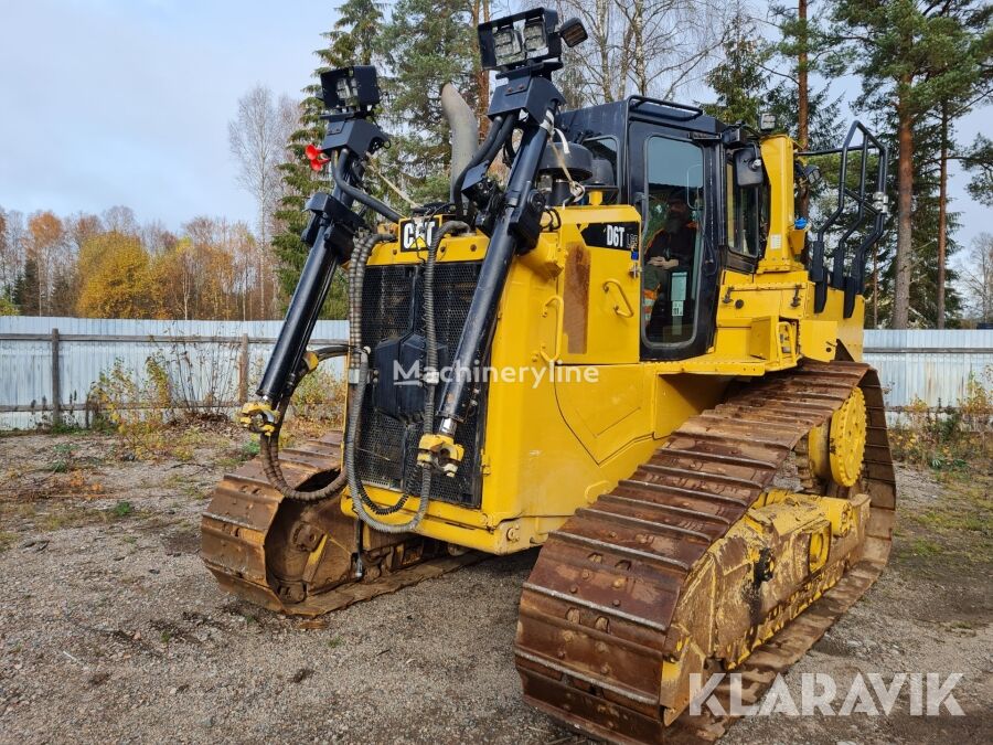 Prodaje se Caterpillar D6TLGP buldožer na aukciji