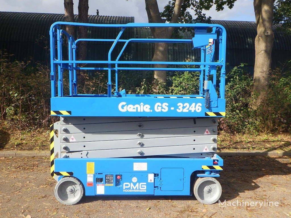 Prodaje se Genie GS-3246 makazastu platformu na aukciji