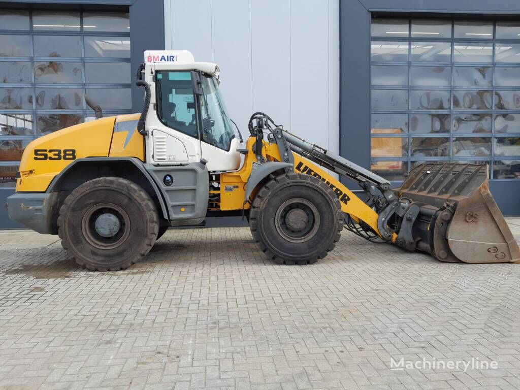 Liebherr L 538 P teleskopski prednji utovarivač