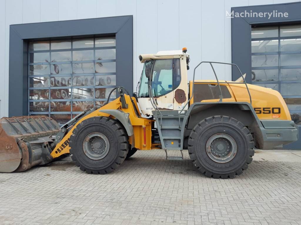 Liebherr L 550 prednji utovarivač