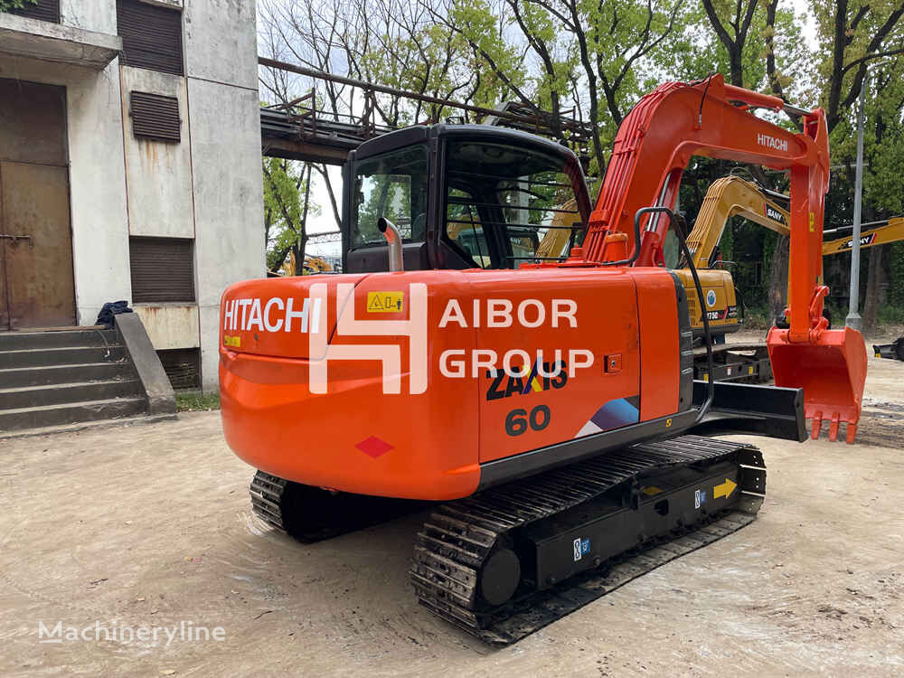 Hitachi ZX60 EX60 60 bager guseničar