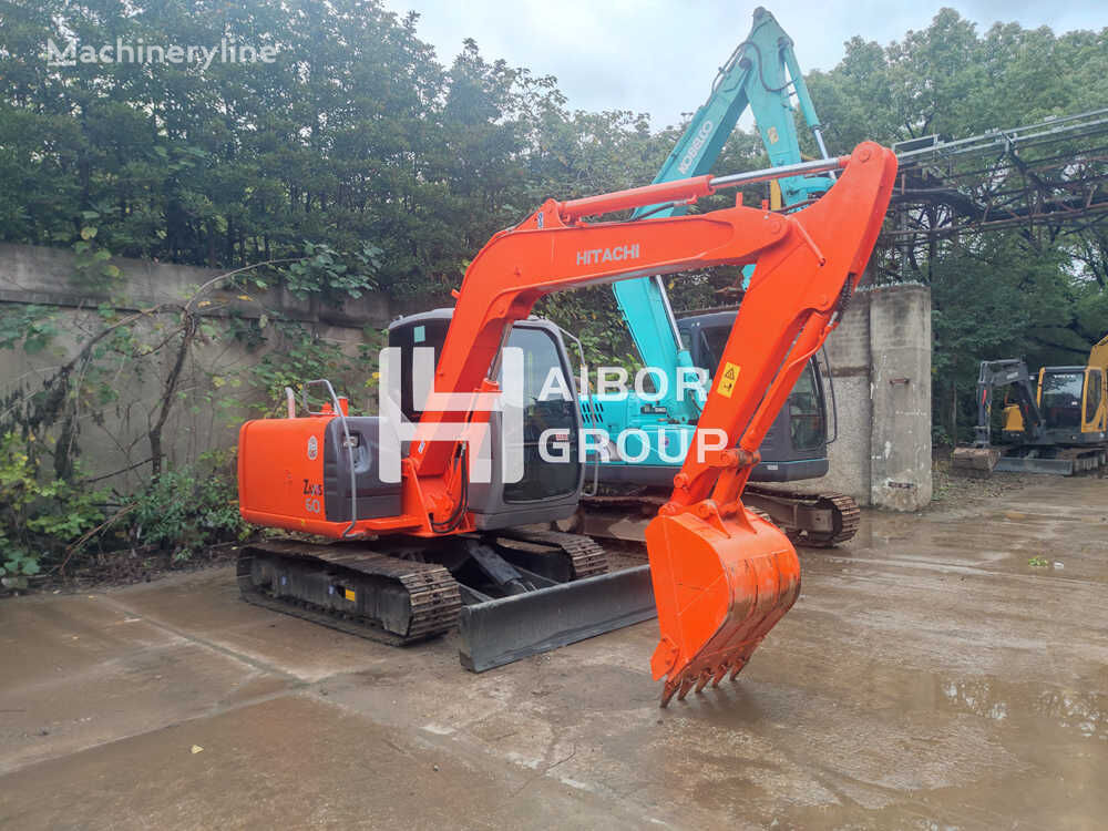 Hitachi ZX60 EX60 60 bager guseničar