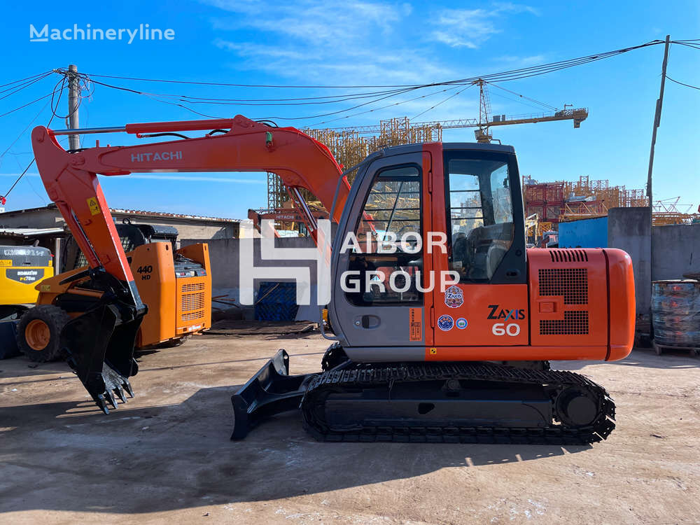 Hitachi ZX60 EX60 60 bager guseničar