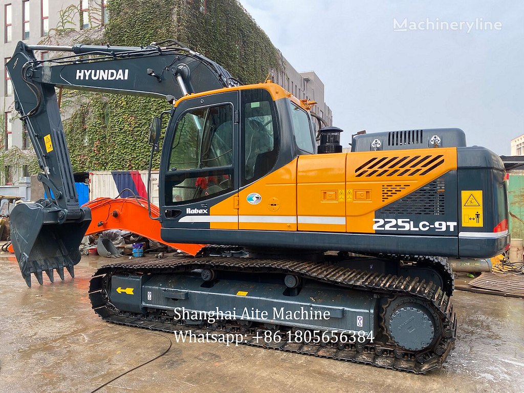 Hyundai R225 bager guseničar