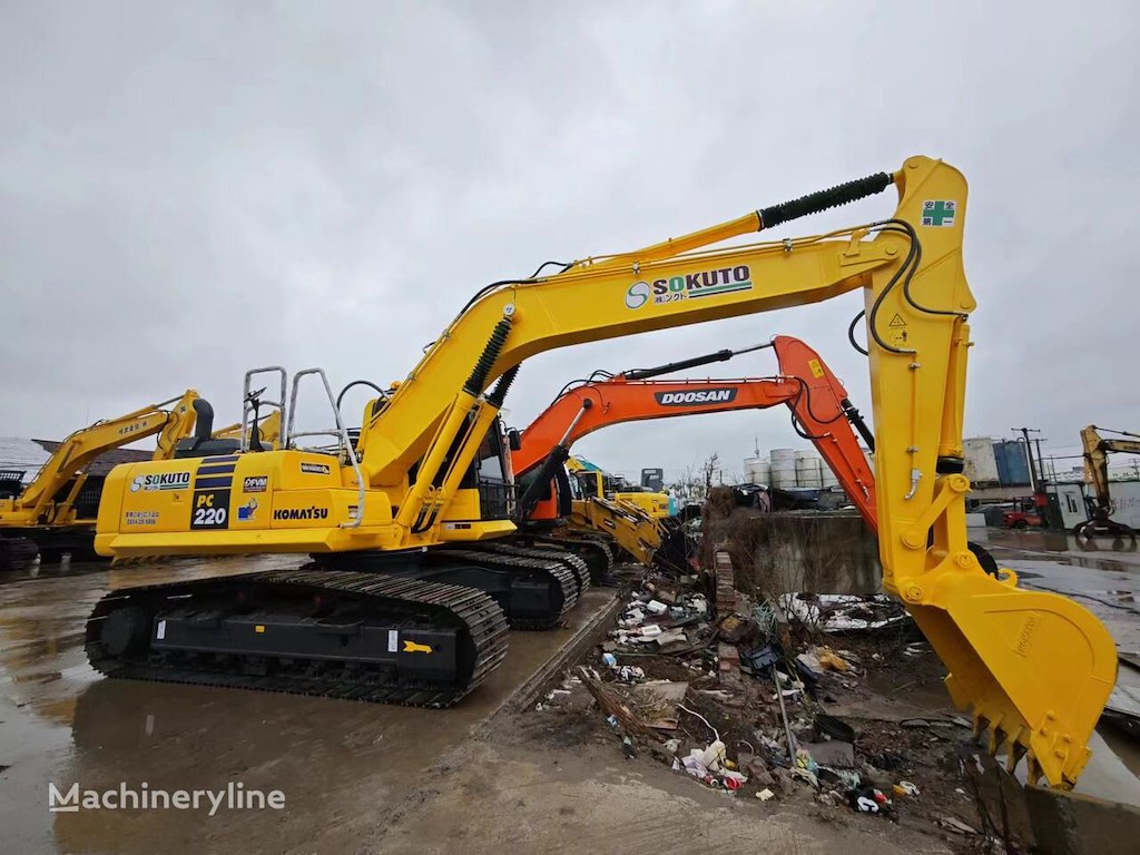 Komatsu PC220 bager guseničar