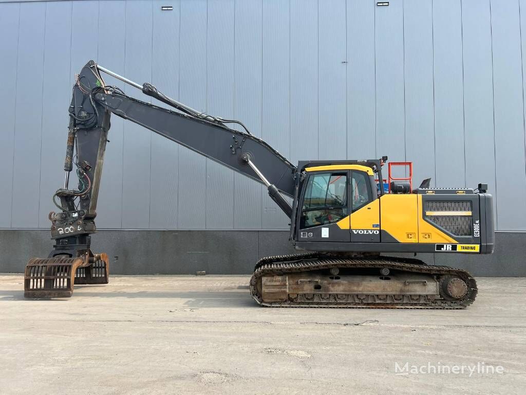 Volvo EC 300 EL bager guseničar