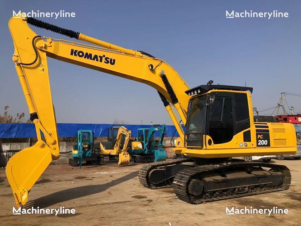 Komatsu PC200 bager guseničar