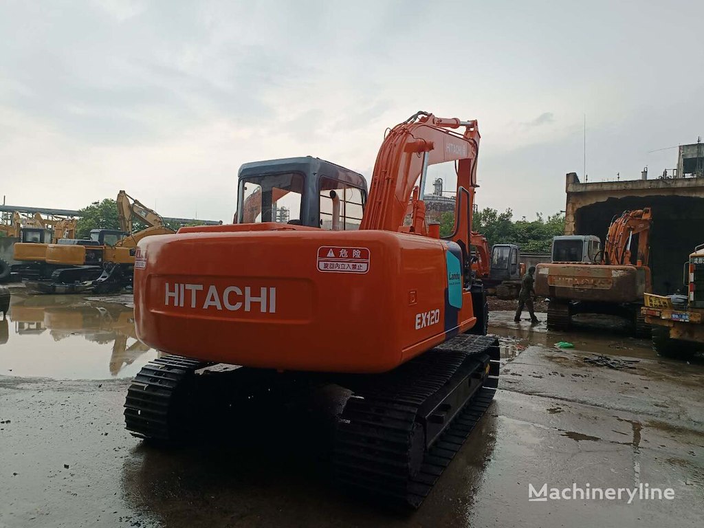 Hitachi EX120-3 bager guseničar