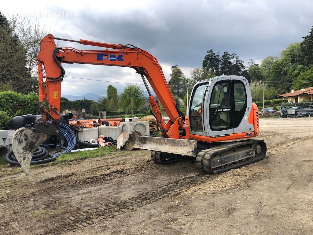 Fiat-Kobelco E 80 bager guseničar