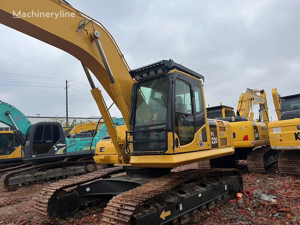 Komatsu pc220-8 bager guseničar