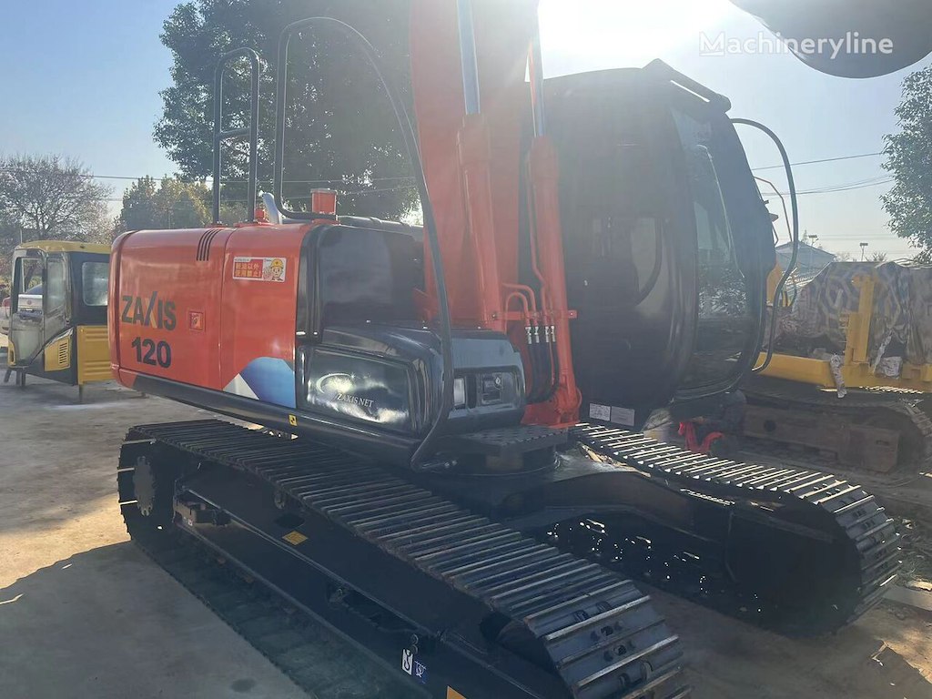 Hitachi ZX120 bager guseničar