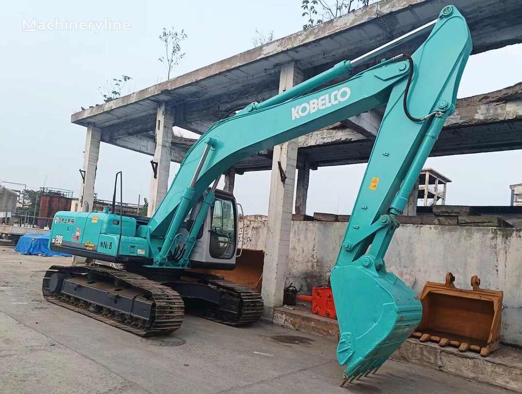 Kobelco SK200 bager guseničar