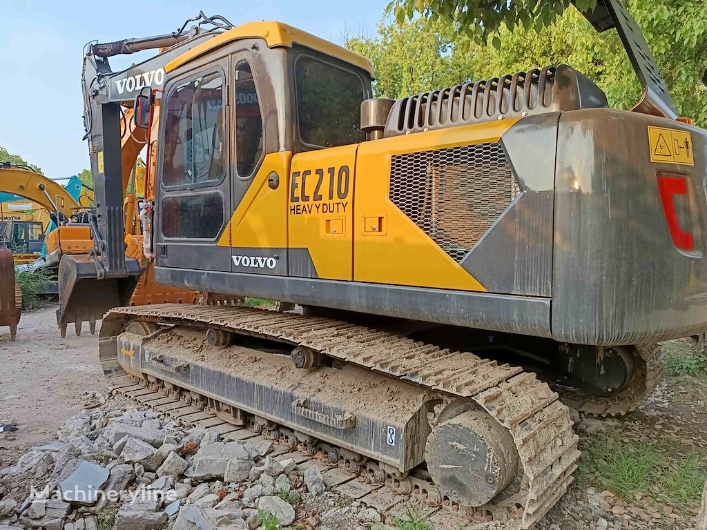 Volvo EC210 EC210D EC210DL 210 bager guseničar