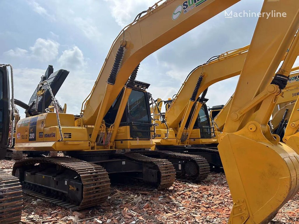 Komatsu PC200 bager guseničar