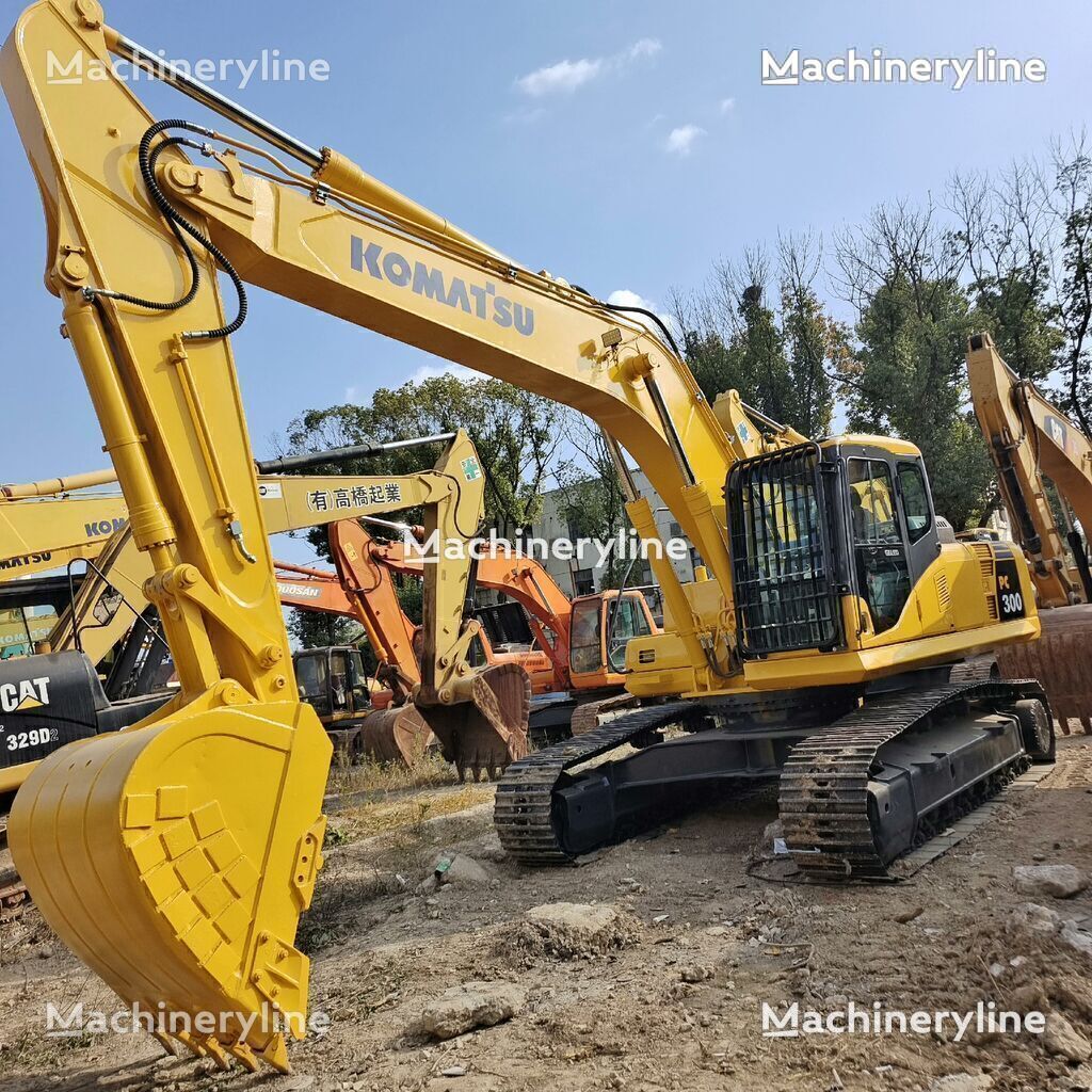 Komatsu PC300 bager guseničar