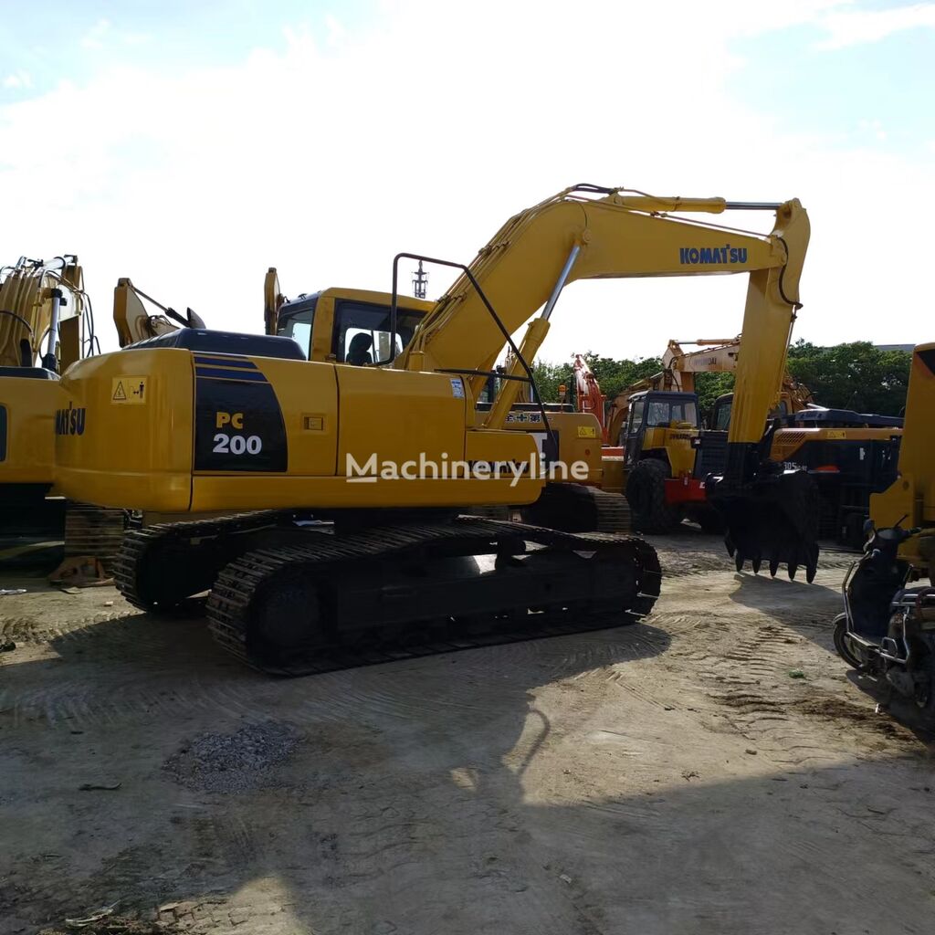 Komatsu PC200-7 bager guseničar