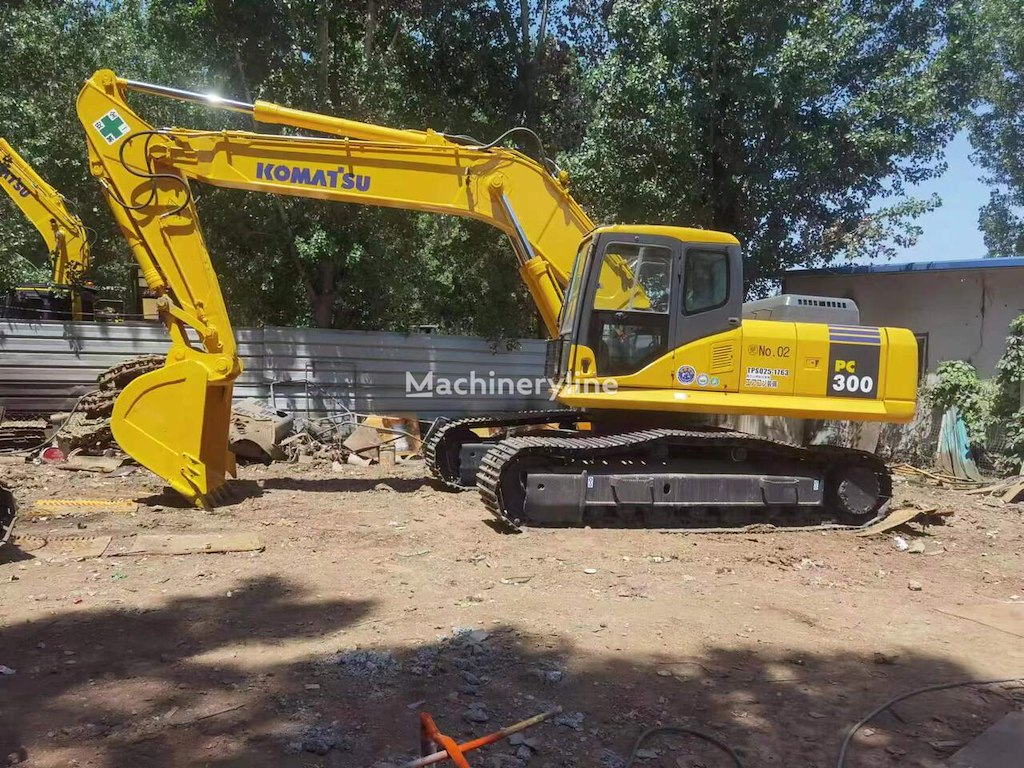 Komatsu PC300-7 bager guseničar